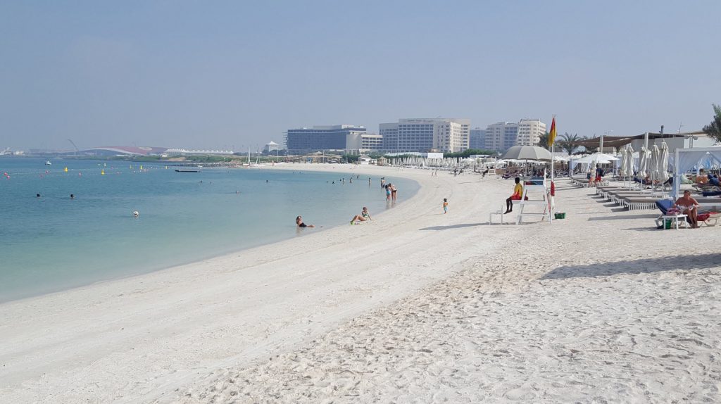 Beach Club Yas Beach Abu Dhabi | Inspiration for Travellers