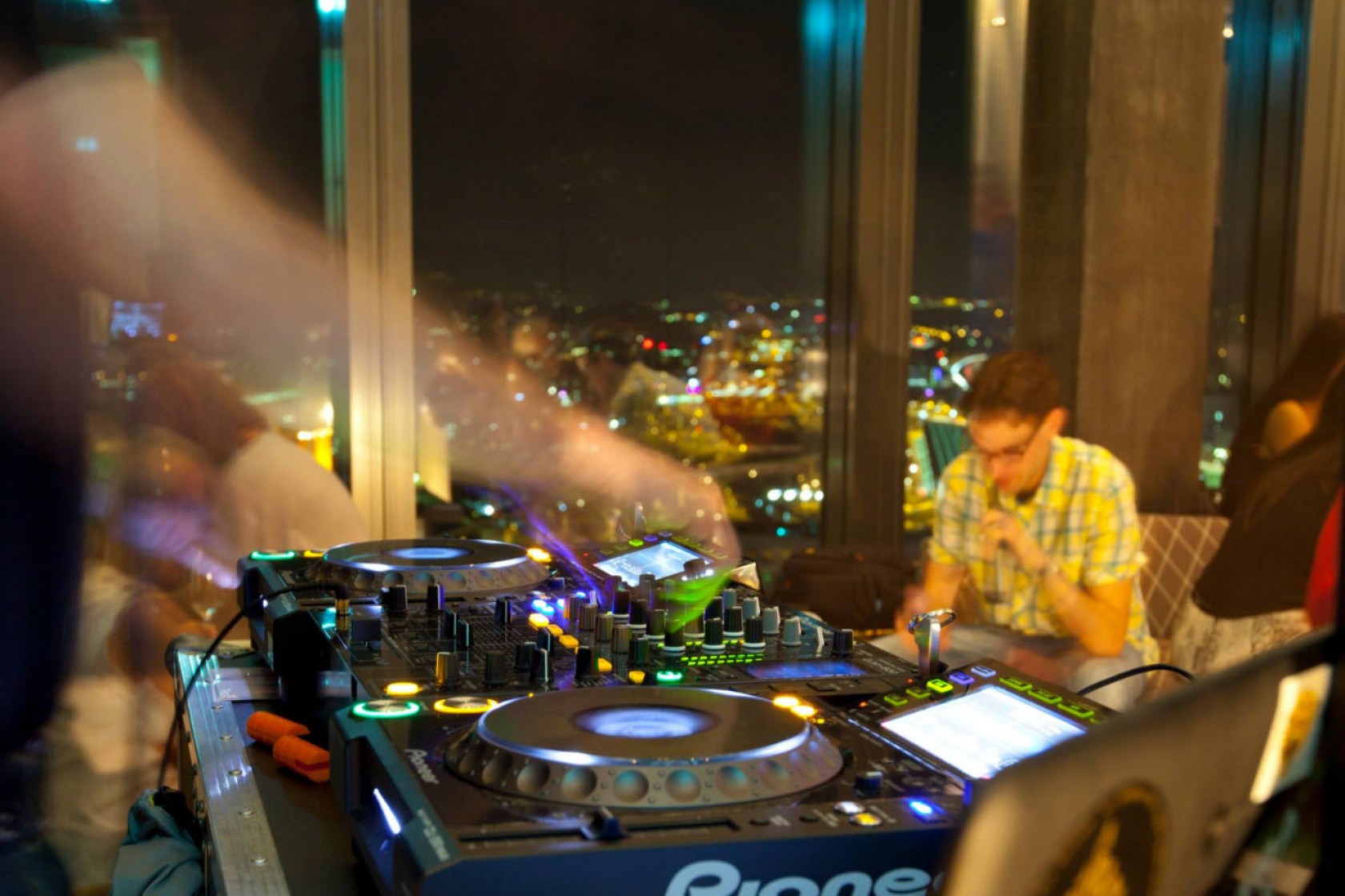 Clouds Bar | Destination | Inspiration for Travellers