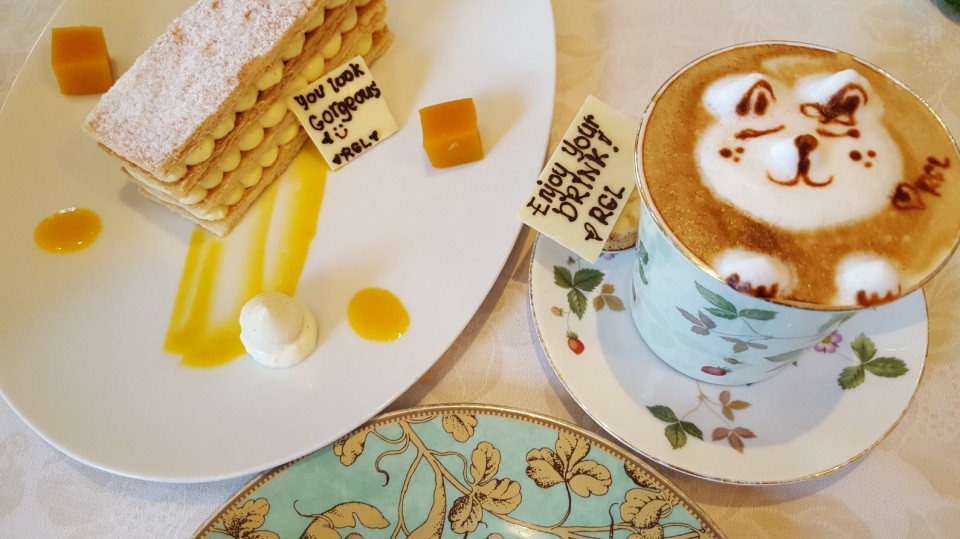 Ritz Lounge | Inspiration for Travellers